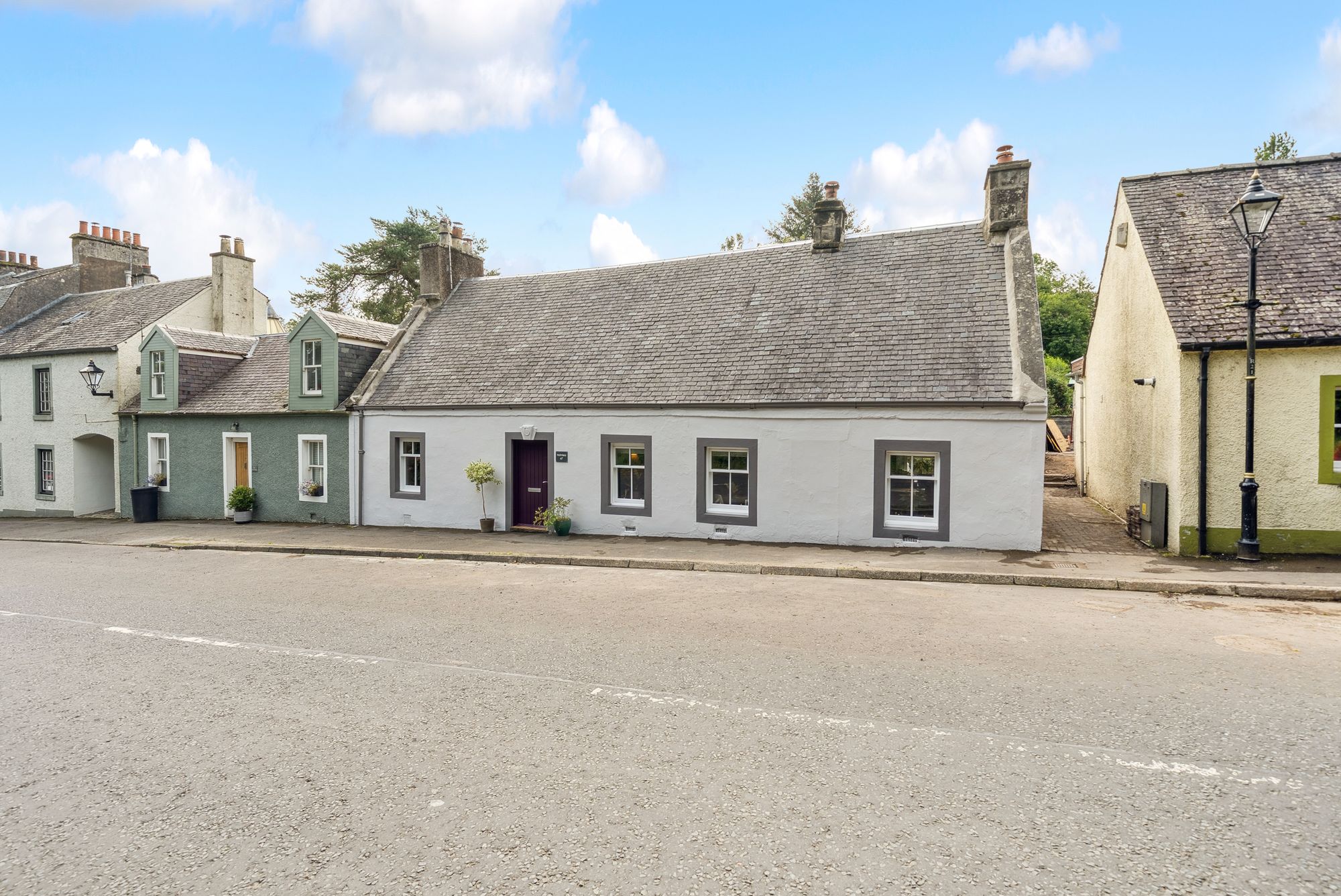 Montgomery Street, Eaglesham, G76 – Clyde Property Ltd