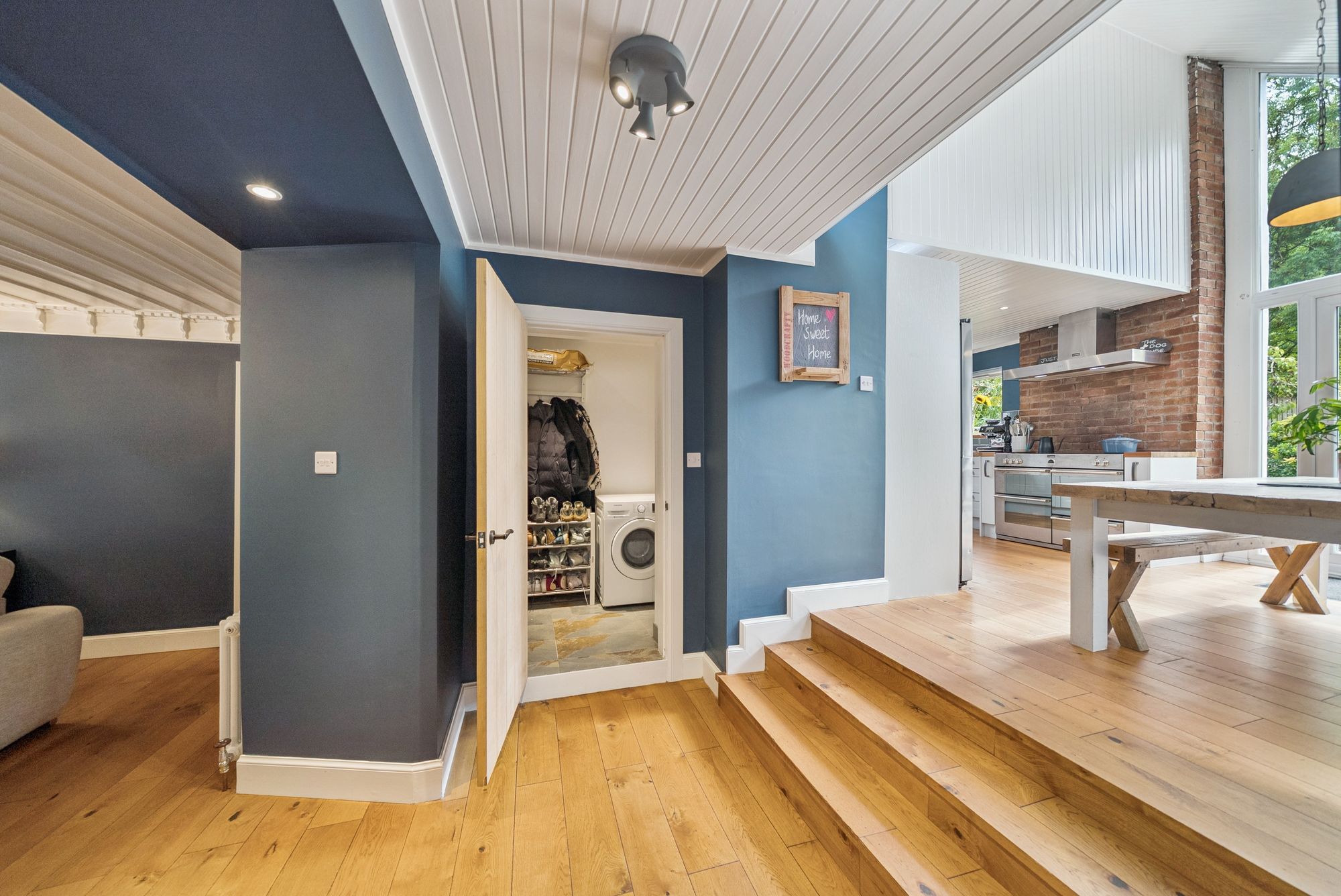 Montgomery Street, Eaglesham, G76 – Clyde Property Ltd