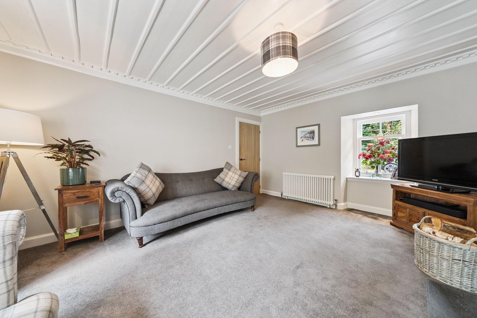 Montgomery Street, Eaglesham, G76 – Clyde Property Ltd