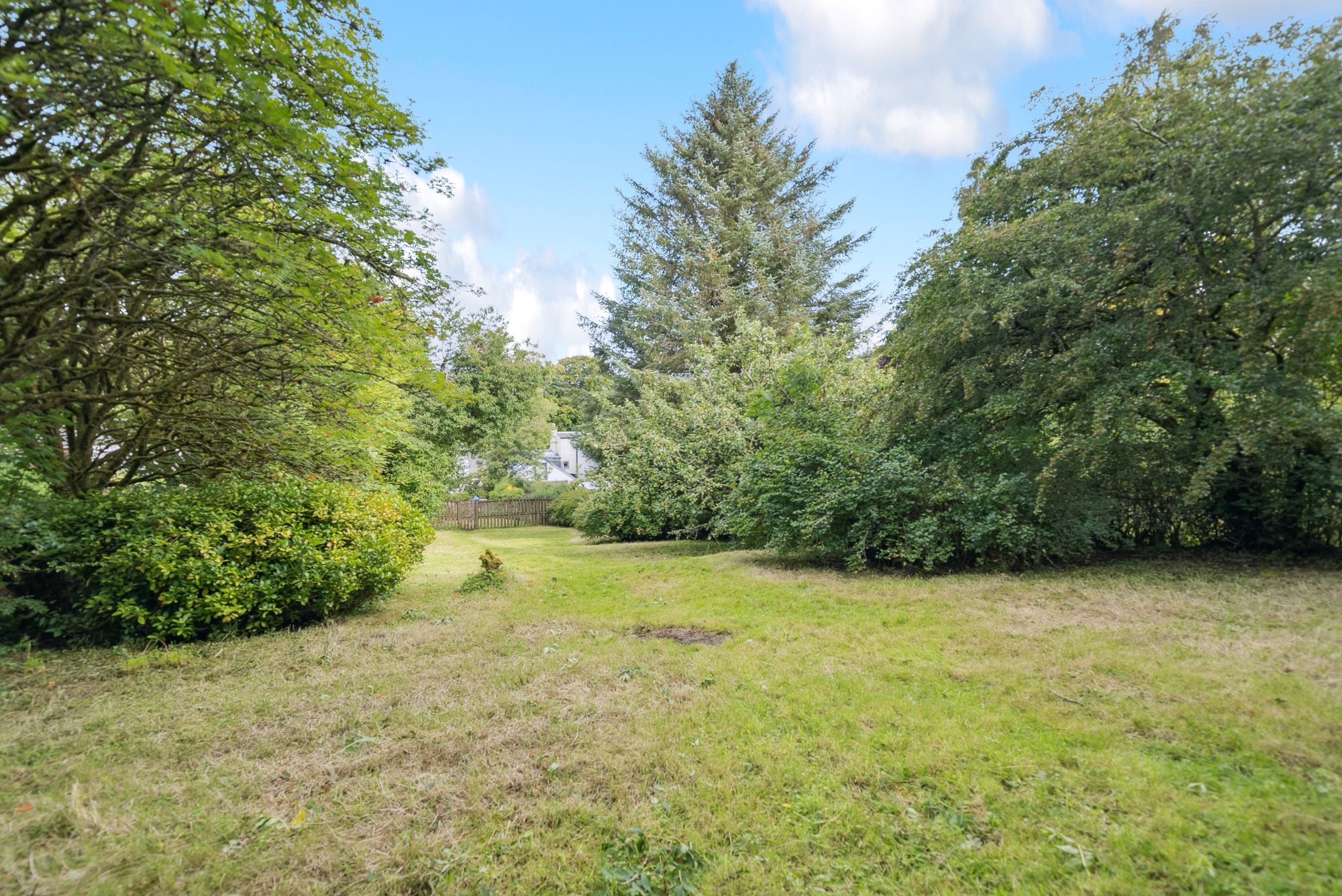 Montgomery Street, Eaglesham, G76 – Clyde Property Ltd