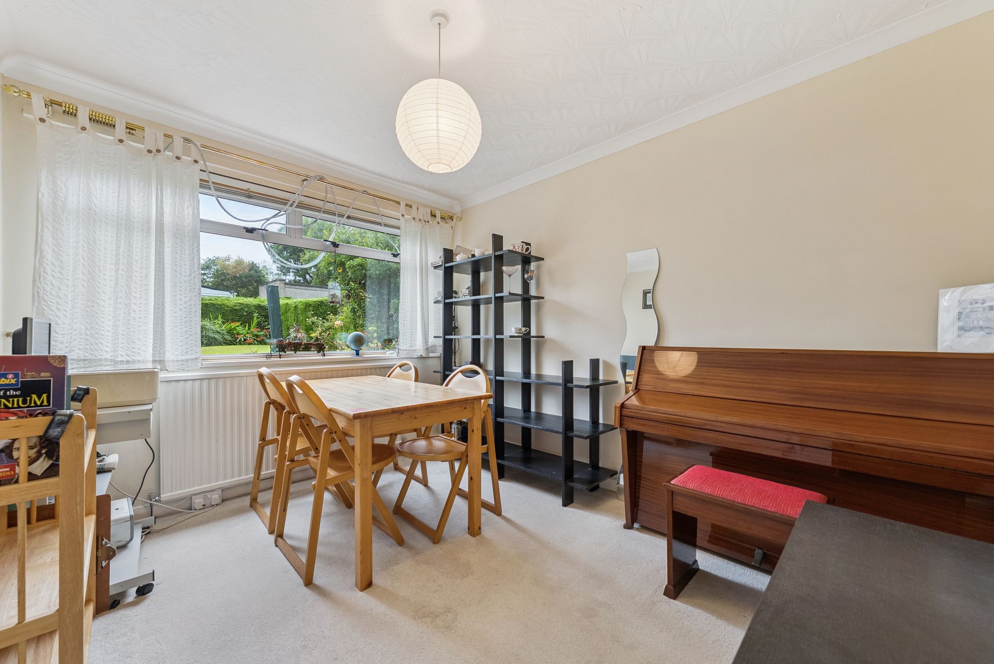 Skye Gardens, Bearsden, G61 – Clyde Property Ltd